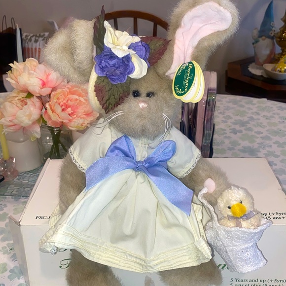 The Bearington Collection | Accents | The Bearington Collection Tulip ...